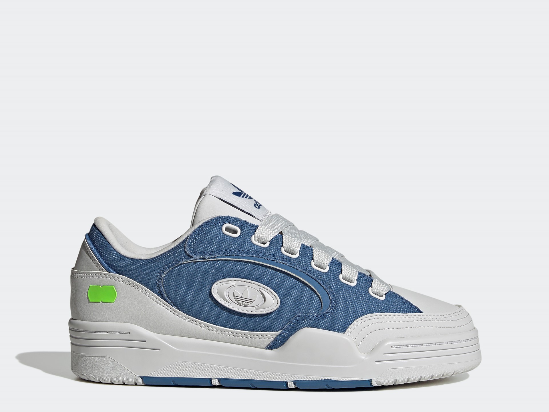 adidas iconic adi2000