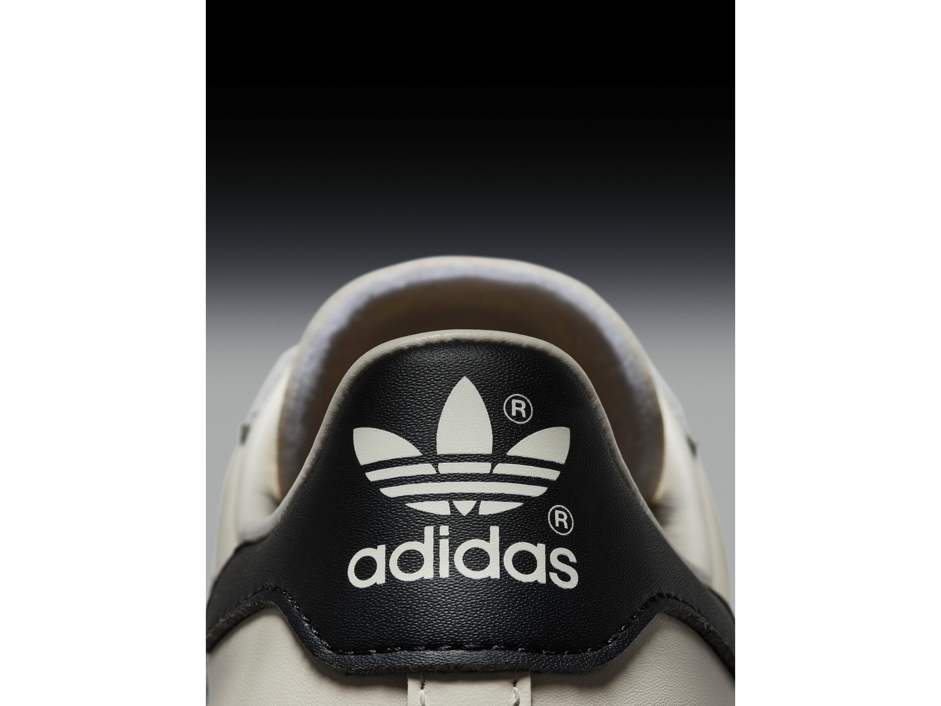 Superstar 82 Cream Symetric Heel Tab