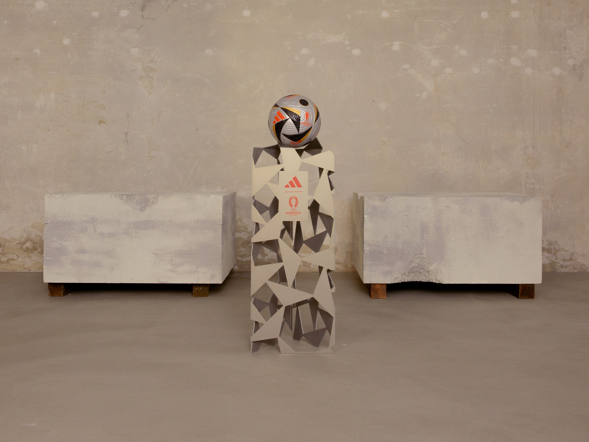 adidas unveils the new FUSSBALLLIEBE FINALE Official Match Ball and ...