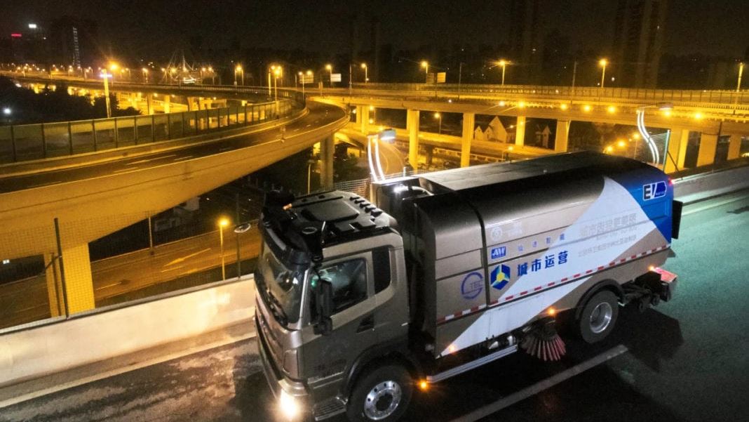 Making Driverless Street Sweepers A Reality on Three Continents – China ...