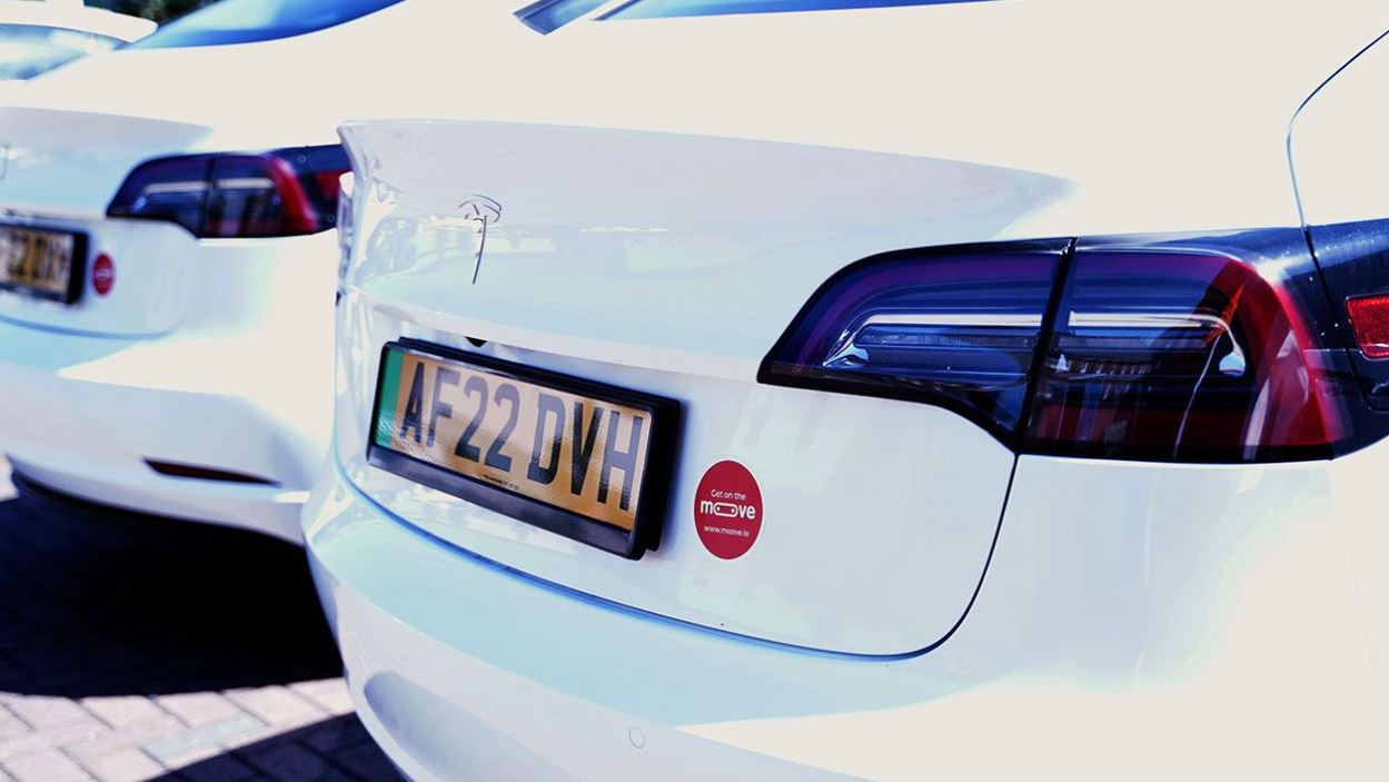 Moove Joins Forces With Uber UK to Bring Thousands of EVs to London