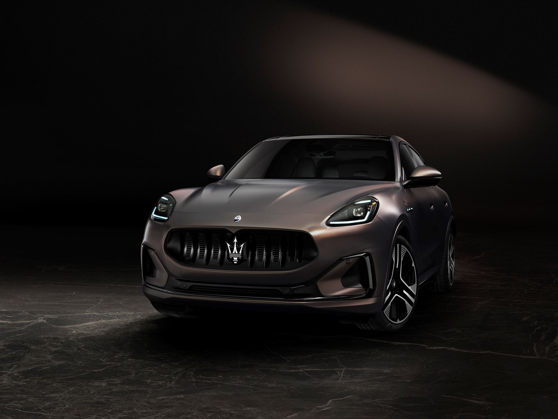 Maserati Presents Full-Electric SUV Grecale Folgore