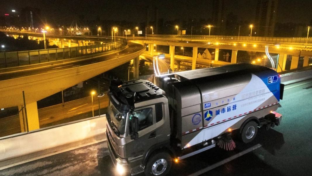 Making Driverless Street Sweepers A Reality on Three Continents – China ...