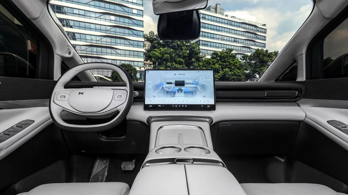 XPENG Presents X9 Large 7-Seater MPV for the Chinese Market at Auto ...