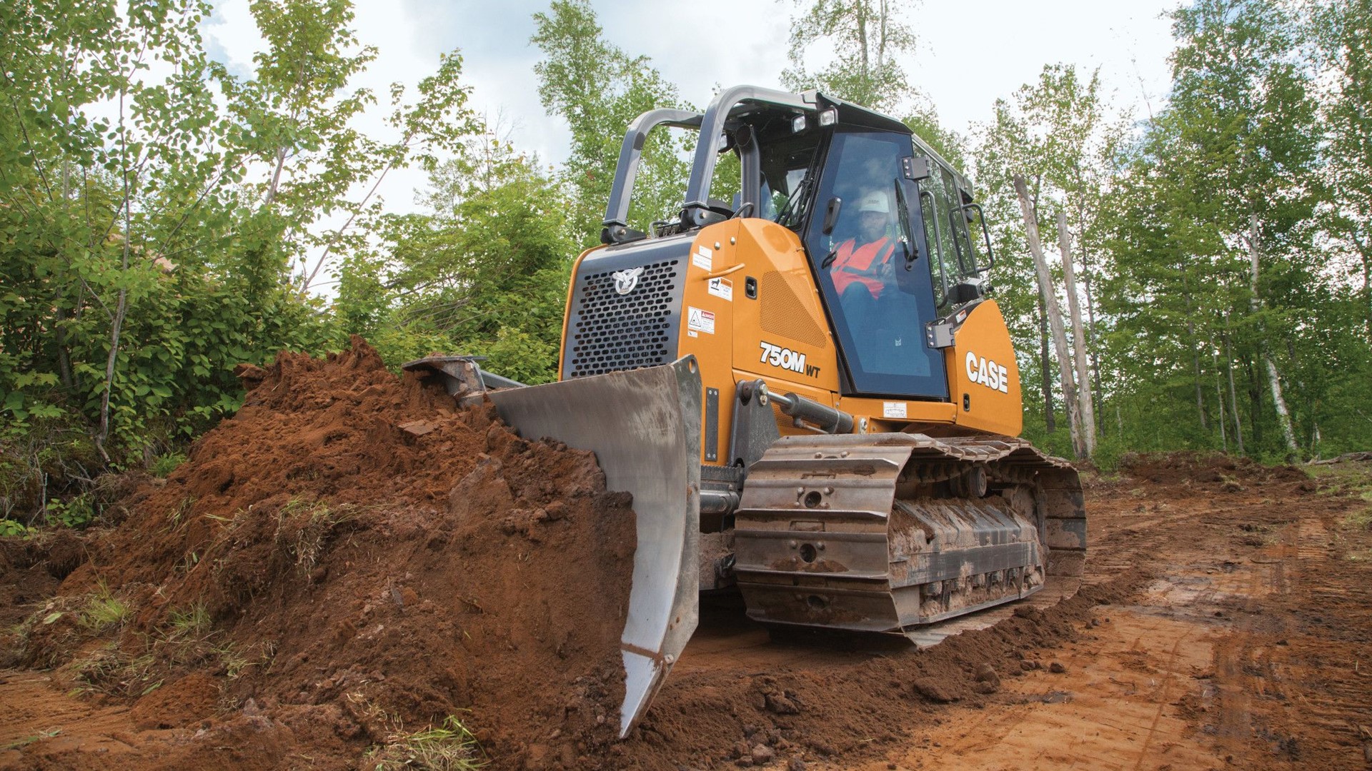 CASE Enhances Dozer Lineup at CONEXPO 2023; Introduces CASE TrackCare ...