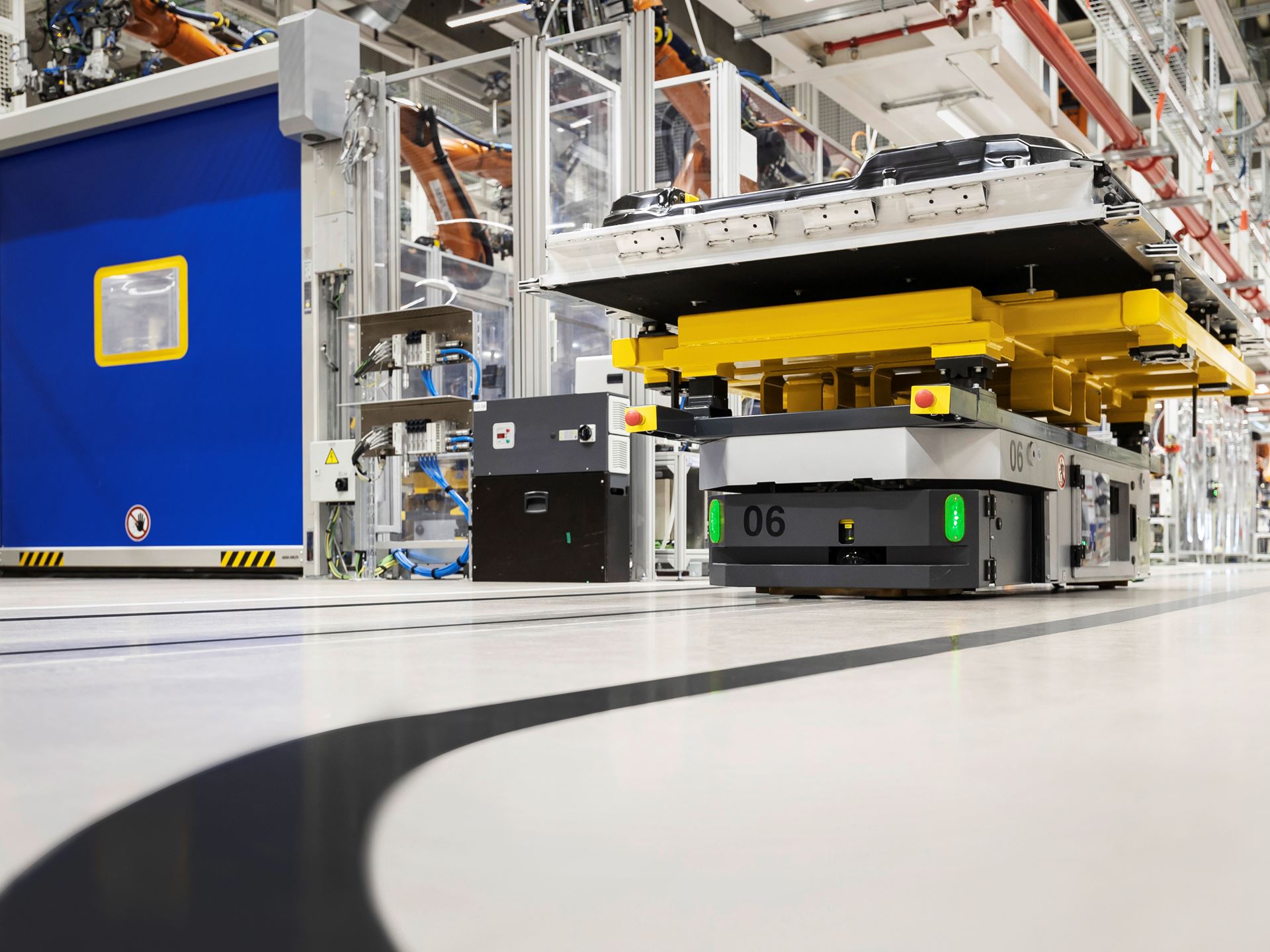 In just a few months, battery systems for the Mercedes-Benz EQS - the ...