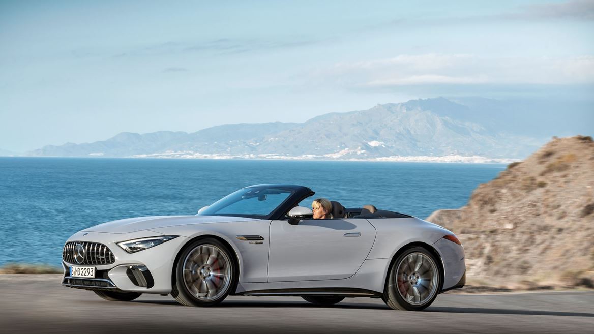 Mercedes-AMG SL 55 4MATIC+ outdoor 2021