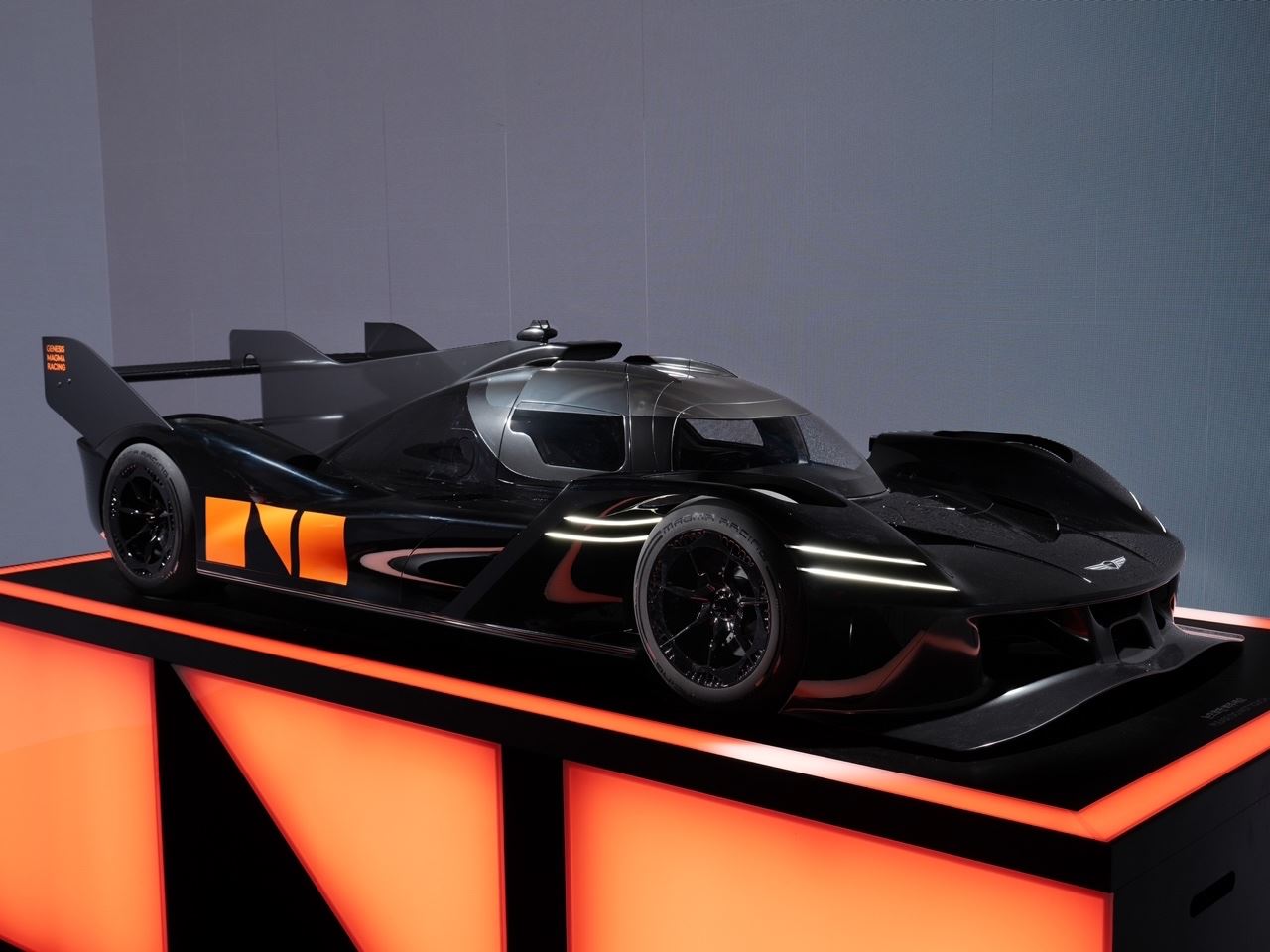 GENESIS GMR-001 SCALE MODEL