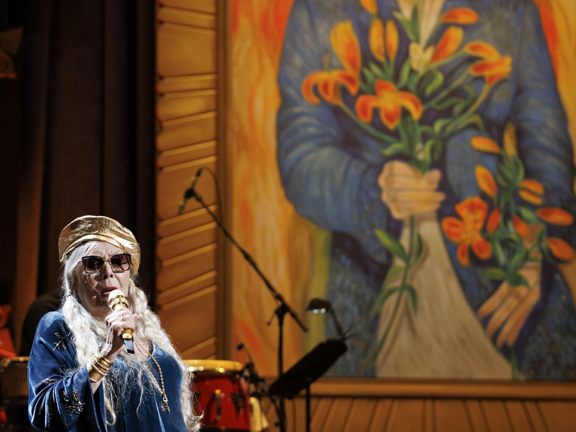 Joni Mitchell On Stage