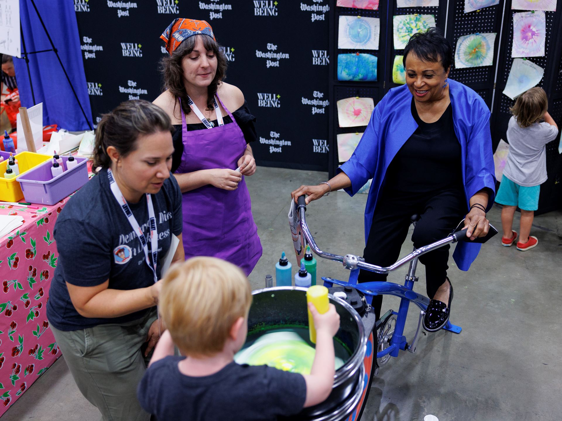 Carla Hayden Making Spin Art