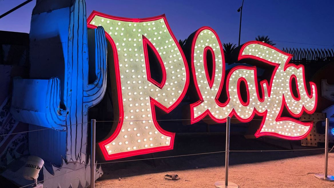 Plaza sign lit perspective 3