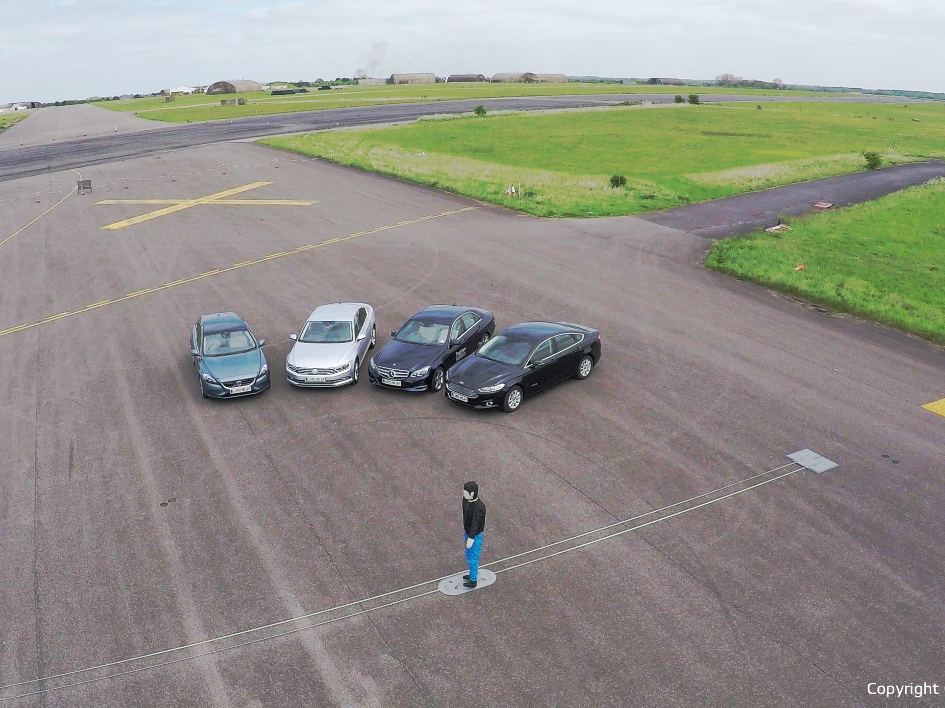 Adult dummy target for AEB pedestrian tests