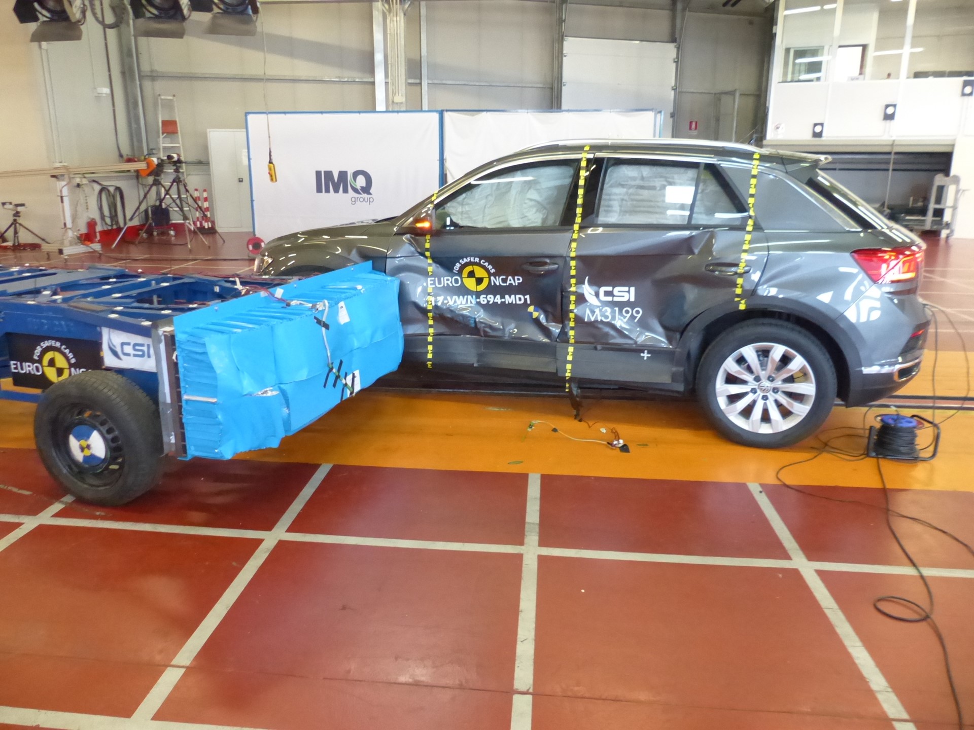 VW T Roc - Side crash test 2017 - after crash