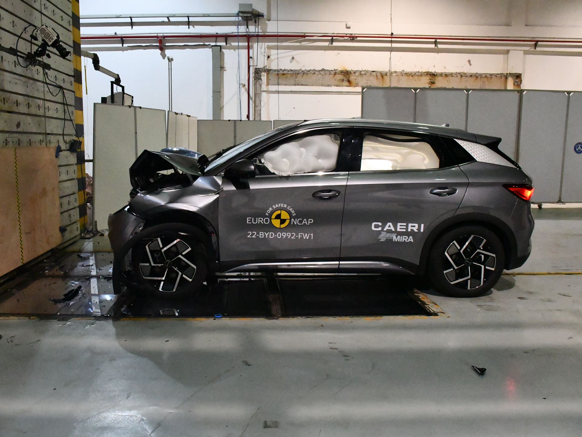 BYD ATTO 3 - Full Width Rigid Barrier test 2022 - after crash