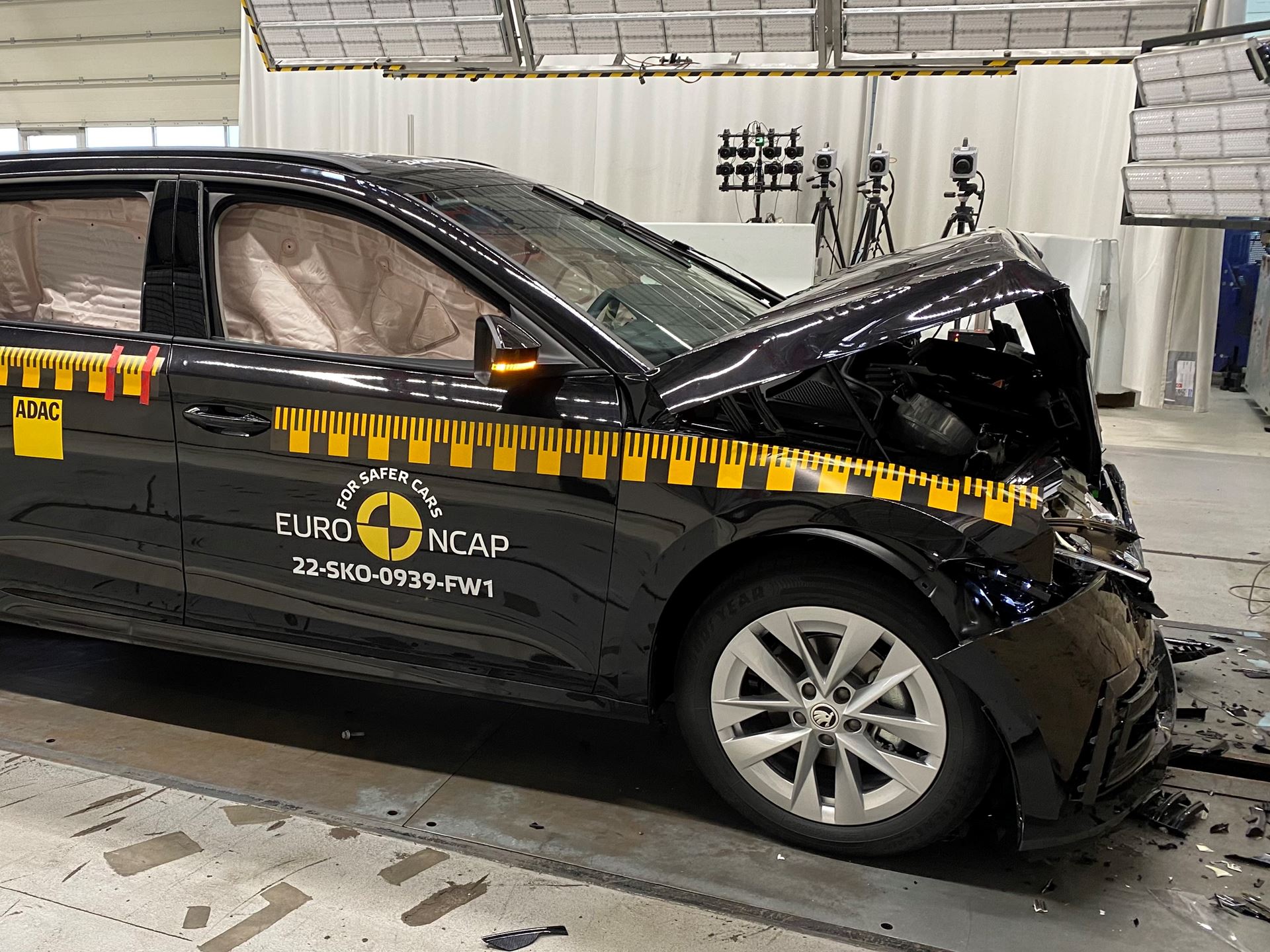 Škoda Octavia - Full Width Rigid Barrier test 2022 - after crash