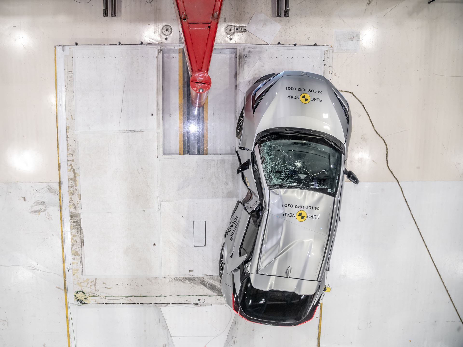 Toyota C-HR - Side Pole test 2024 - after crash