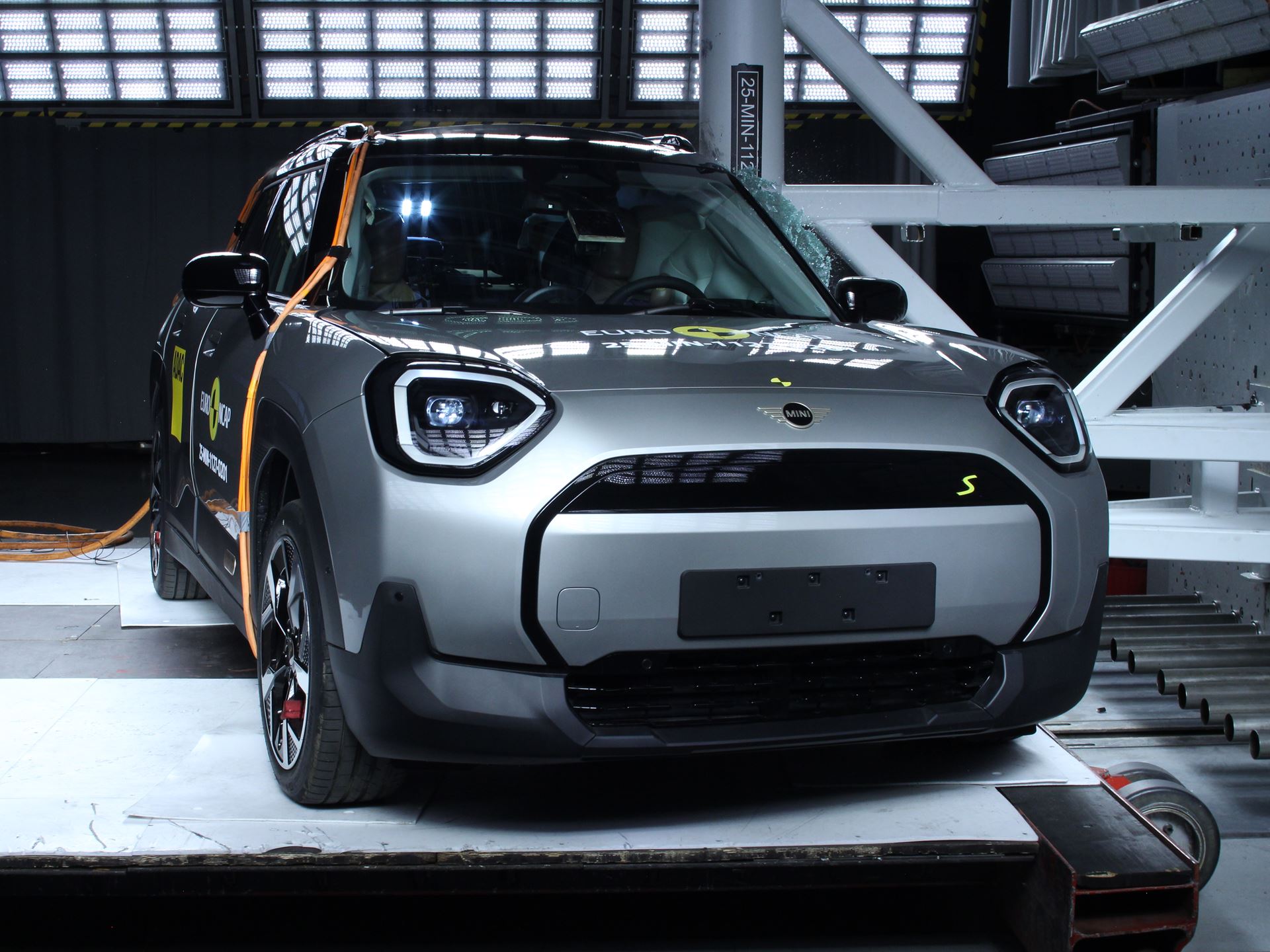 MINI Aceman - Side Pole test 2025
