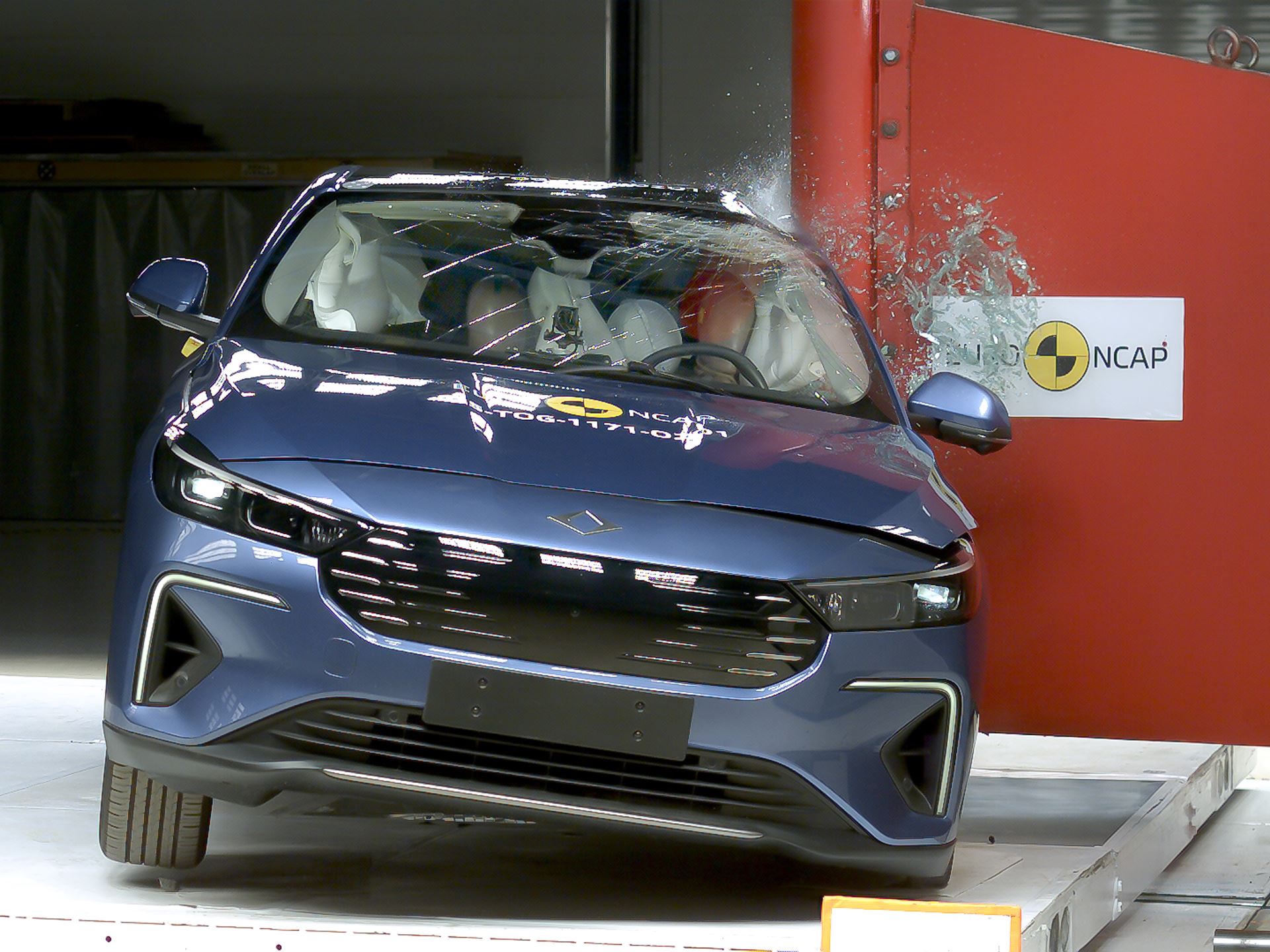 Togg T10F - Side Pole test 2025