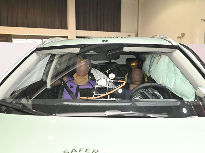 Euro NCAP Newsroom : WEY Coffee 02 - Far-Side impact test 2022 - after ...