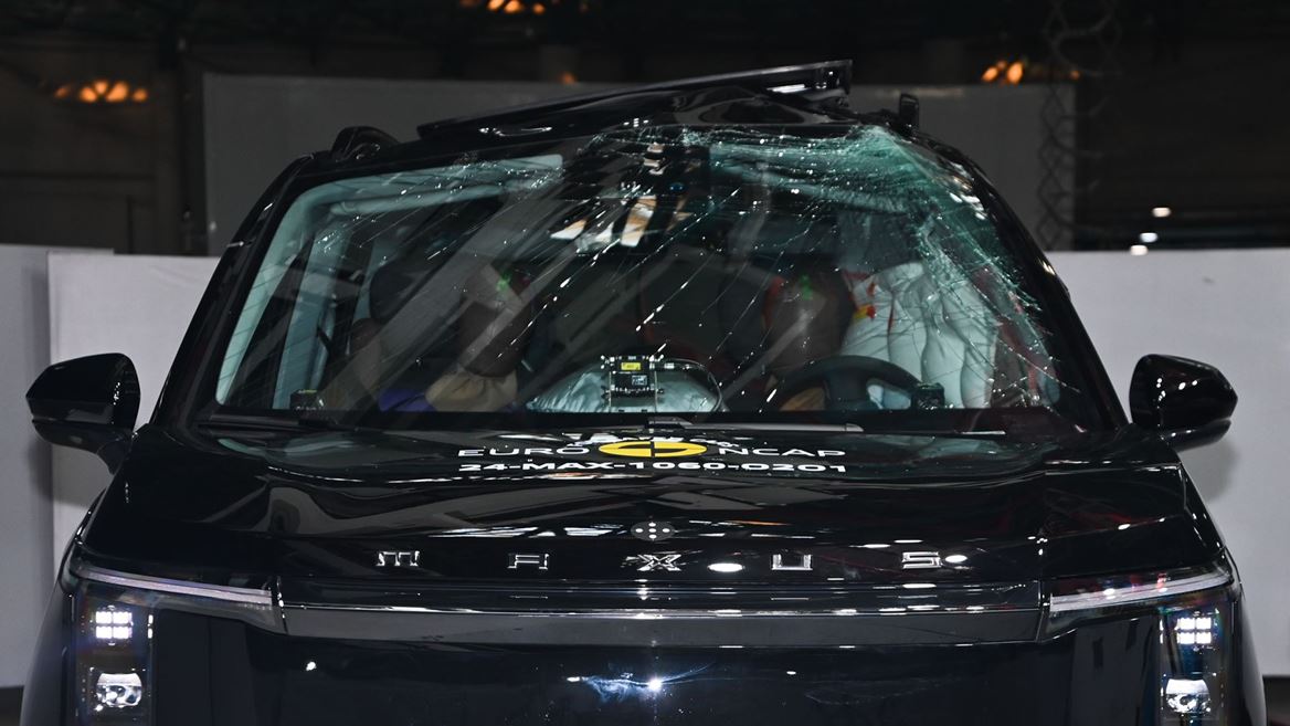 Maxus MIFA 7 - Far-Side impact test 2024 - after crash