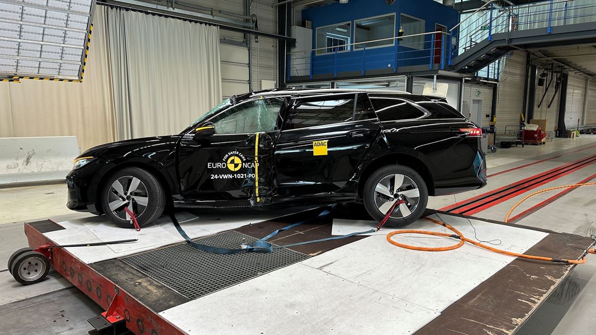 VW Passat - Side Pole test 2024 - after crash