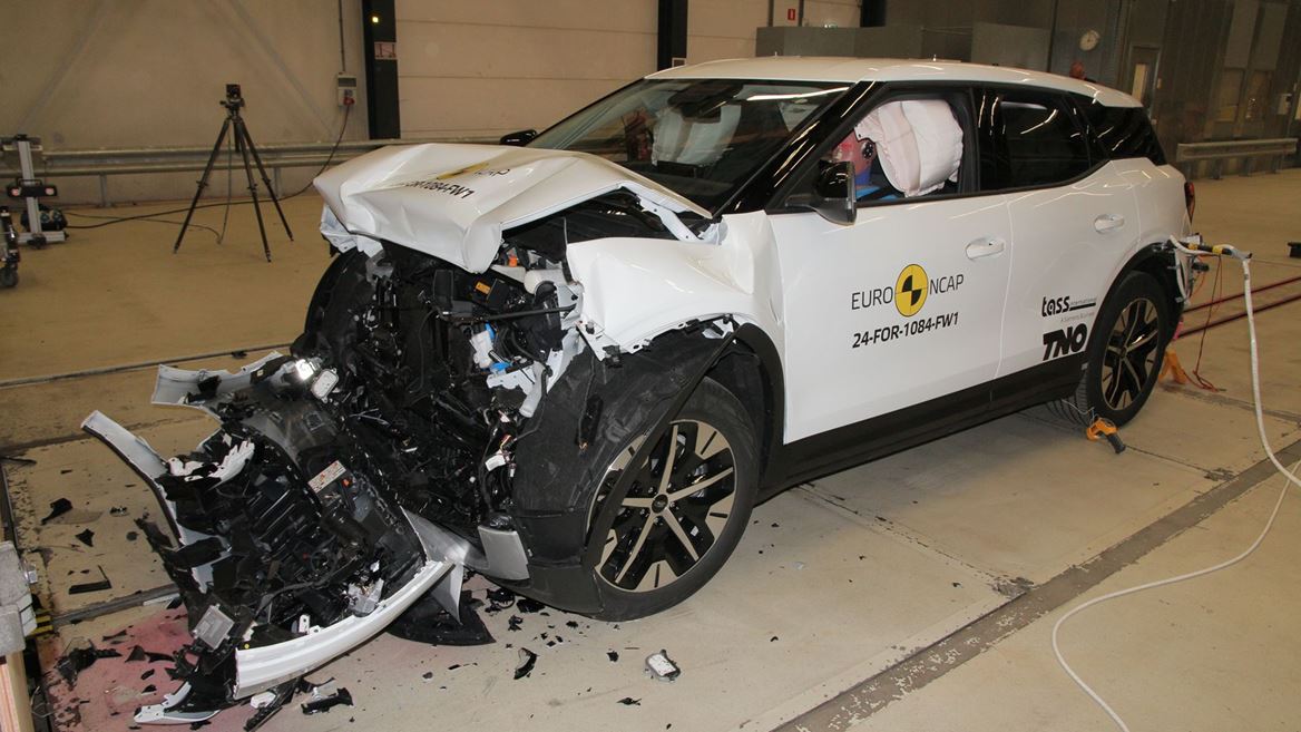 Ford Explorer - Full Width Rigid Barrier test 2024 - after crash