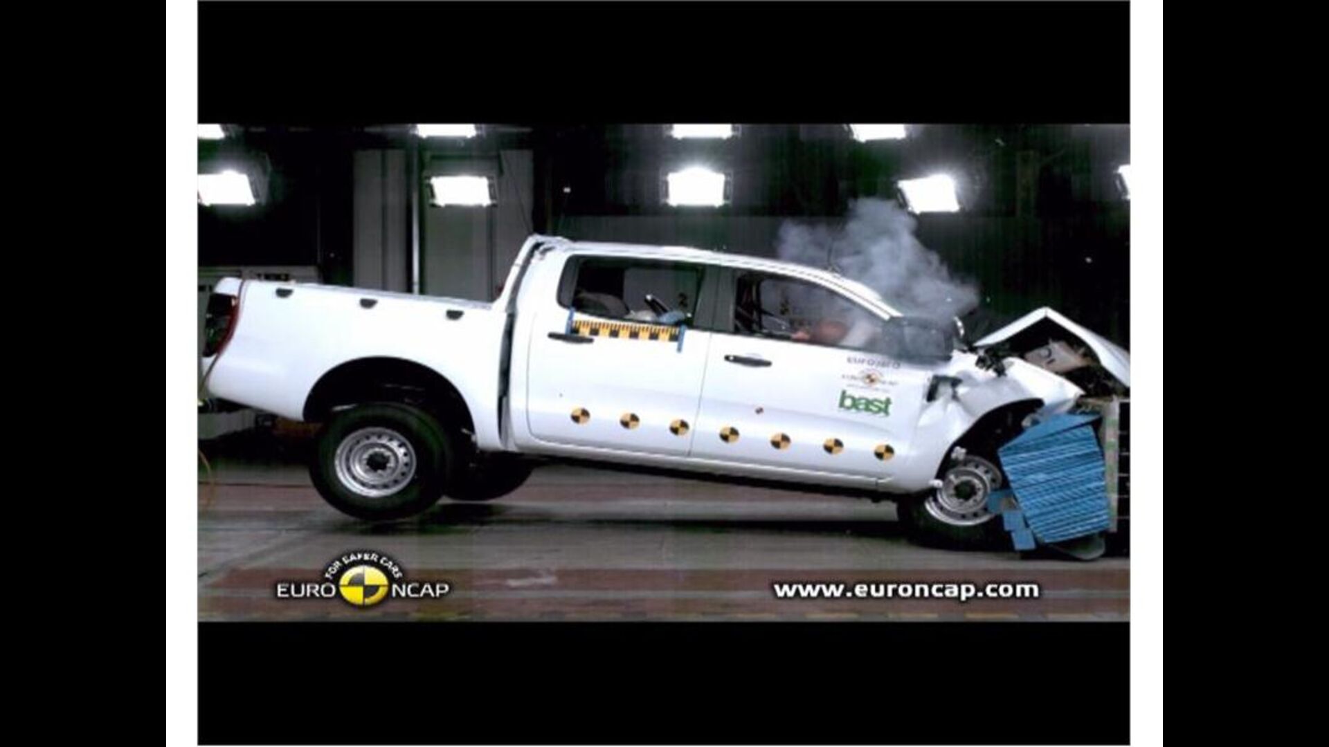Ford Ranger - Crash Tests 2011