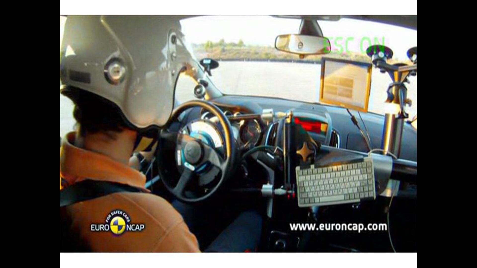 Opel Astra Zafira - Crash Tests 2011