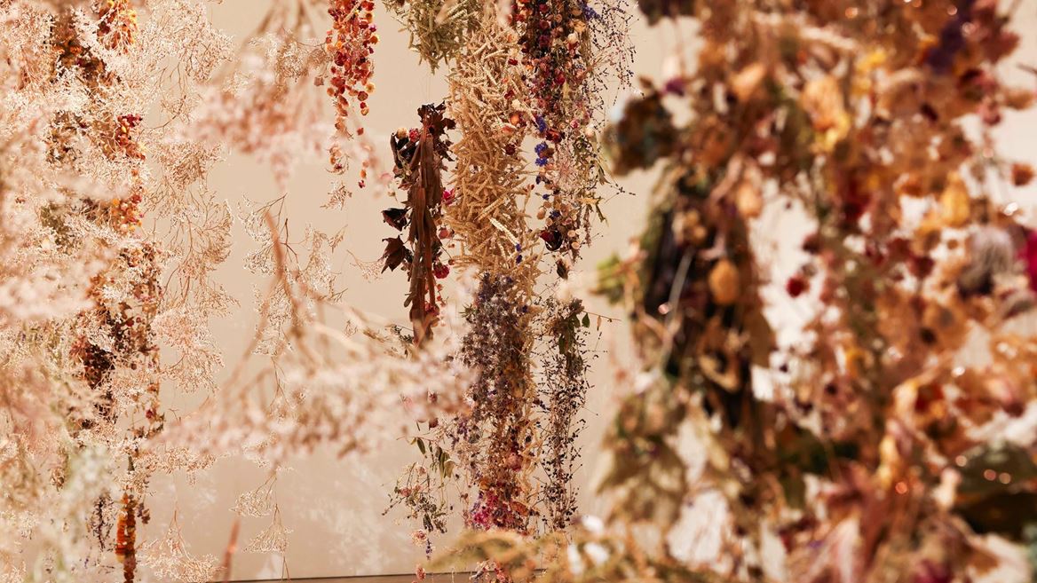 Saatchi Flowers MattChung