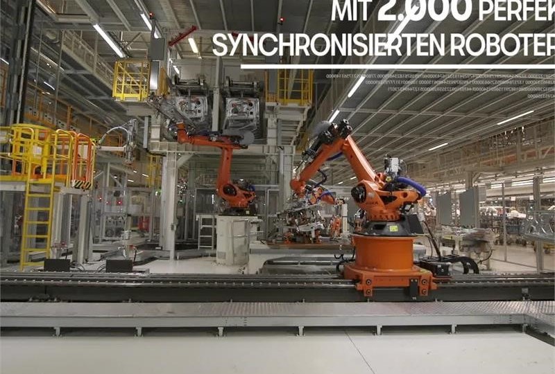 A choreography with 2,000 robots(GERMAN)