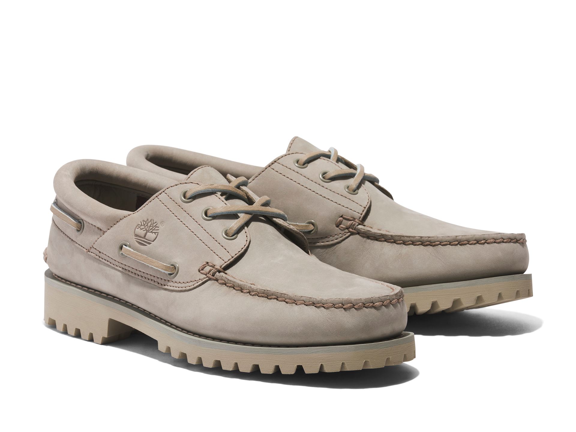 MEN’S 3-EYE LUG HANDSEWN BOAT SHOE