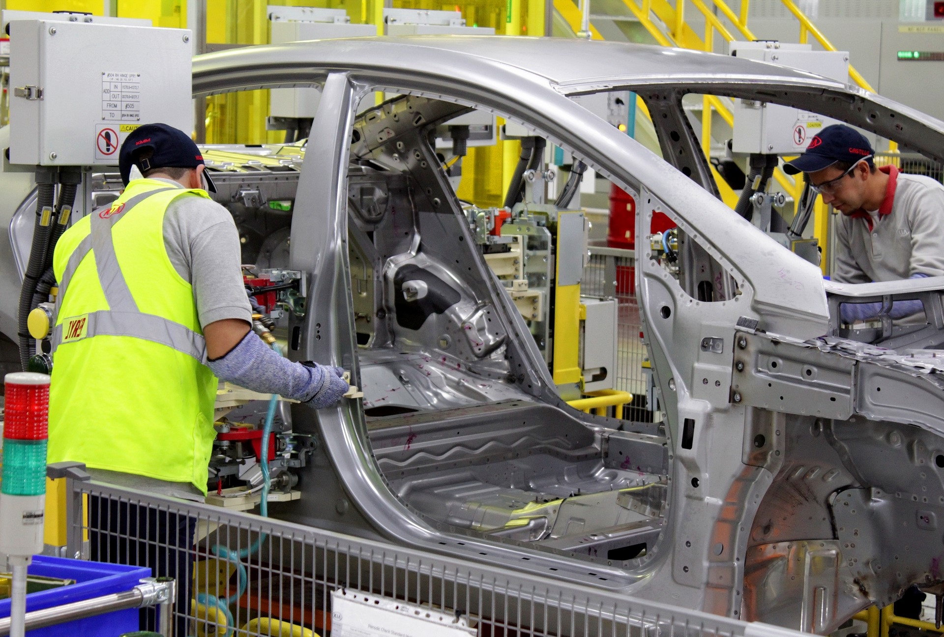 Kia Motors Mexico - Assembly Line Workers