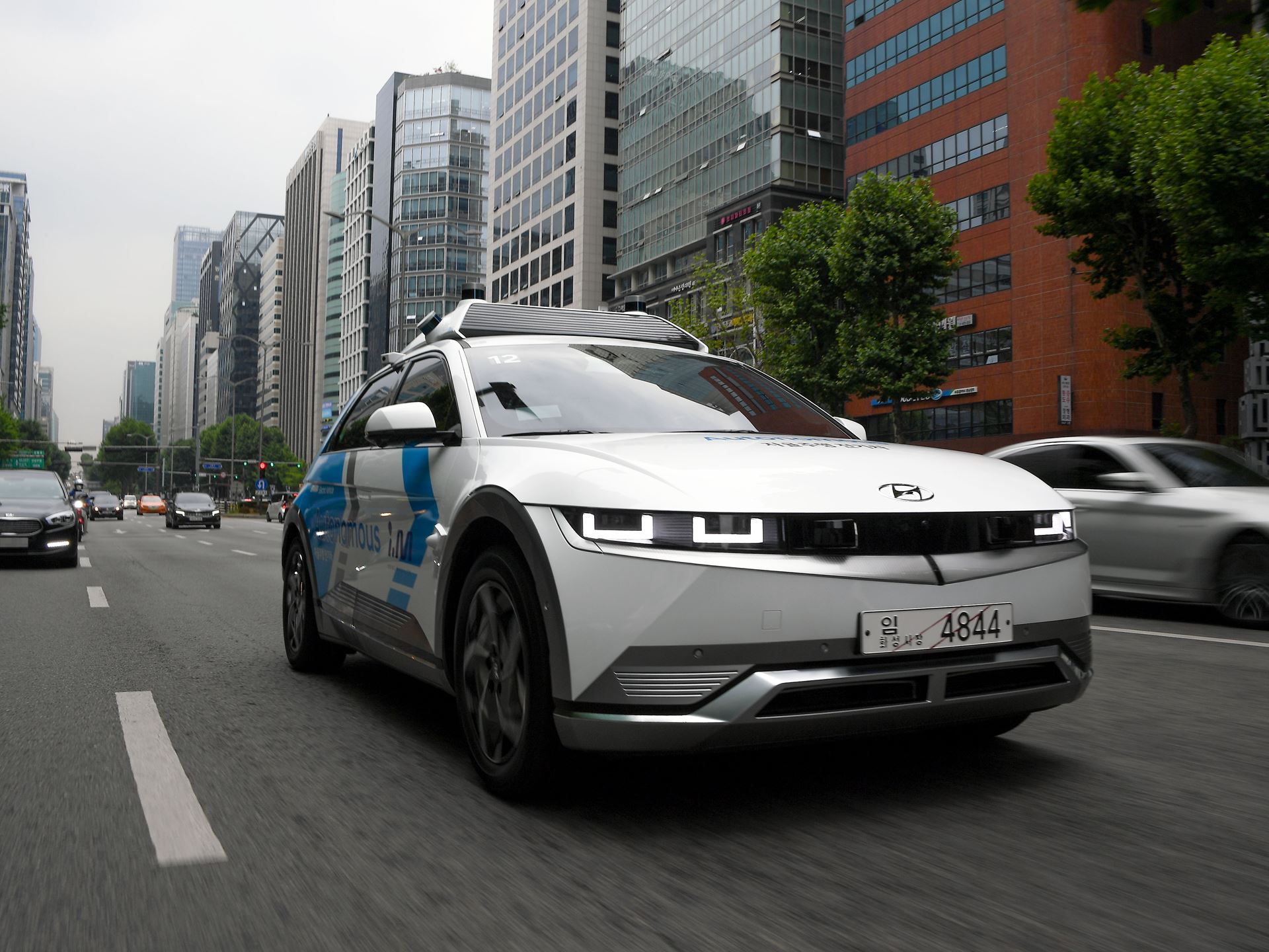 Hyundai Motor Group to Pilot Autonomous Car-hailing RoboRide Service in ...