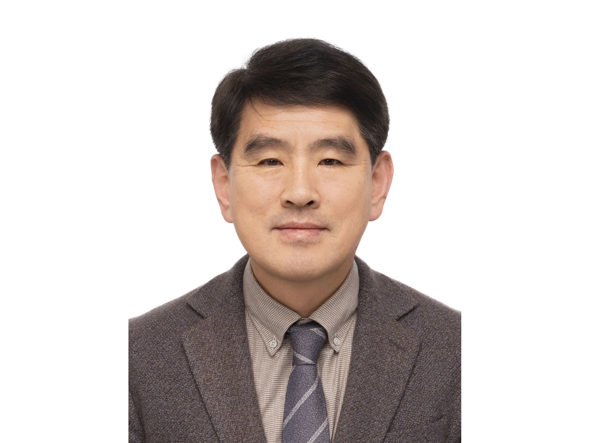 Heui Won Yang, President