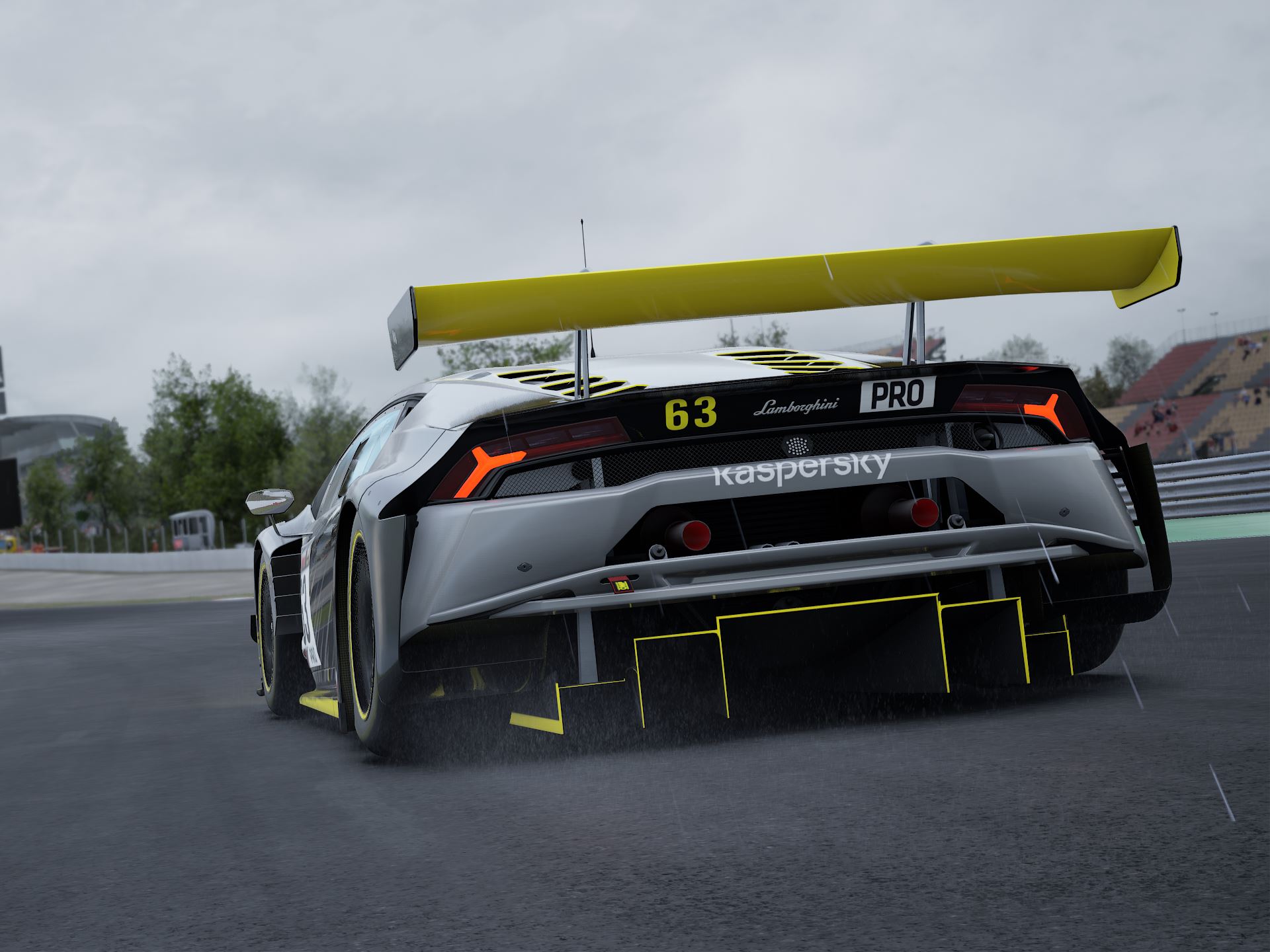 Lamborghini eSports - The Real Race 2021