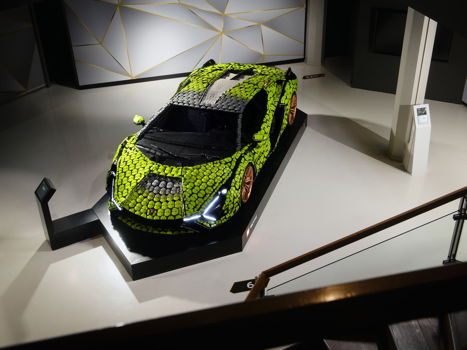 Lamborghini Sián FKP 37 LEGO Technic
